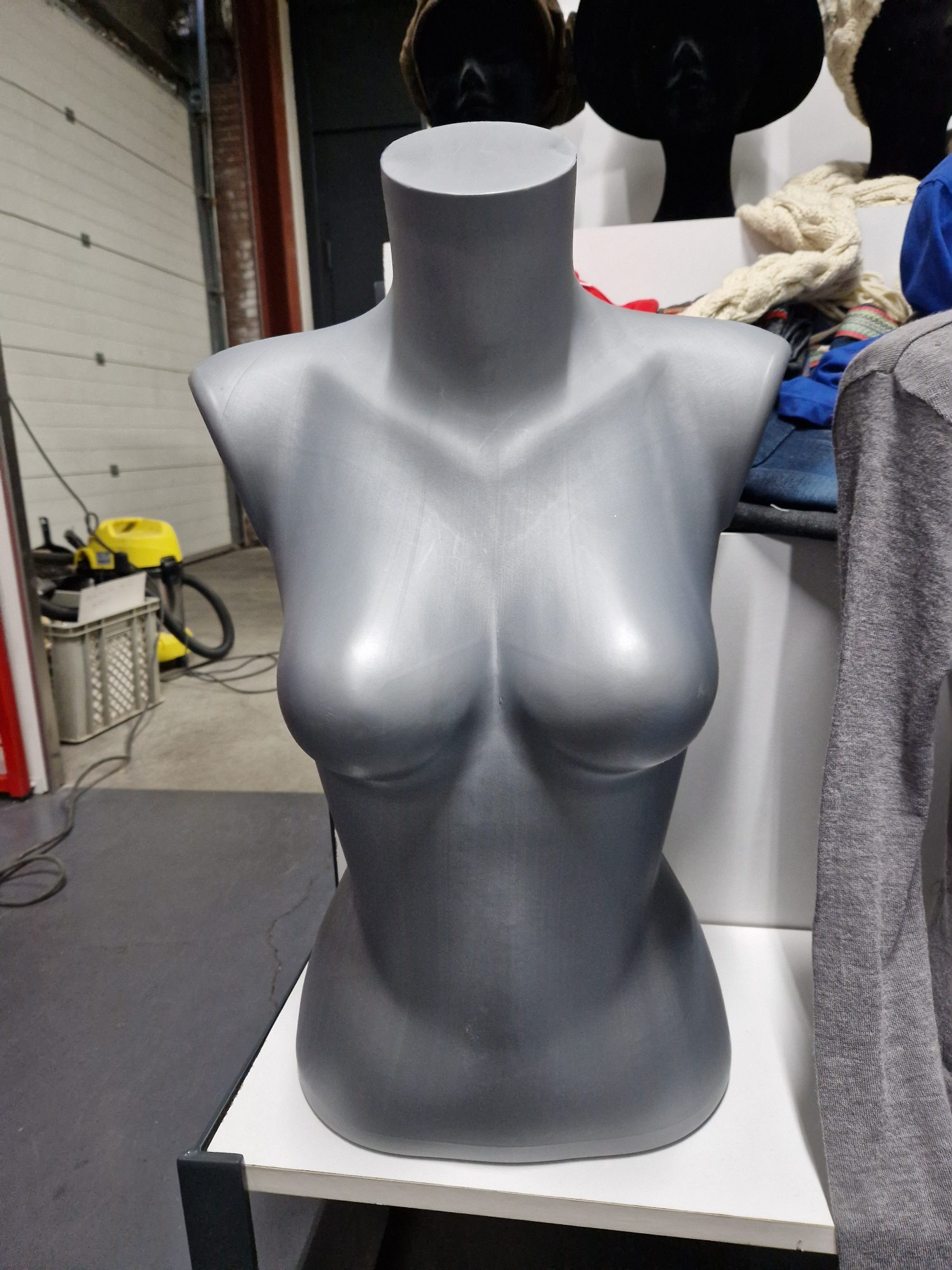 Womens body mannequin - Clothes Stocklots